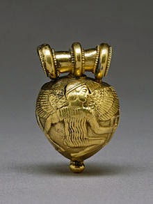 Mitologia y ritos romanos: AMULETOS: LA BULLA