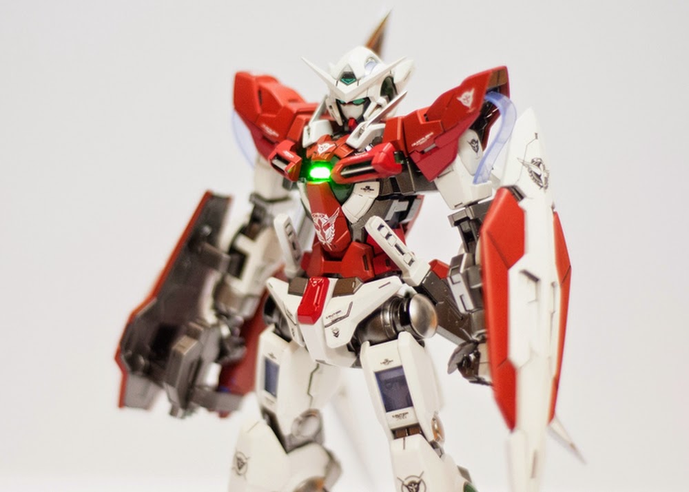 Custom Build: MG 1/100 Gundam Exia "Red" with LED