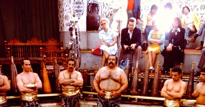 24 Rare and Wonderful Color Photographs That Capture Everyday Life in ...