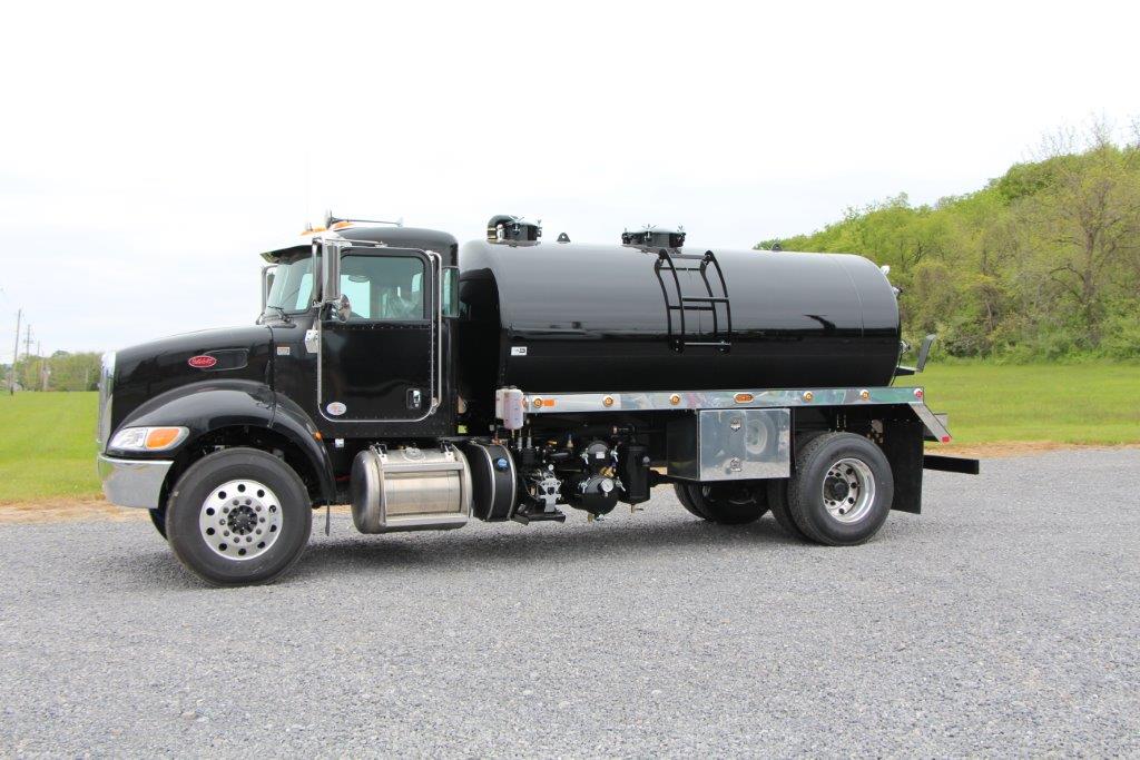 Bigtruckbrad's World of Work Trucks: 2017 Peterbilt 337 with 2500 ...