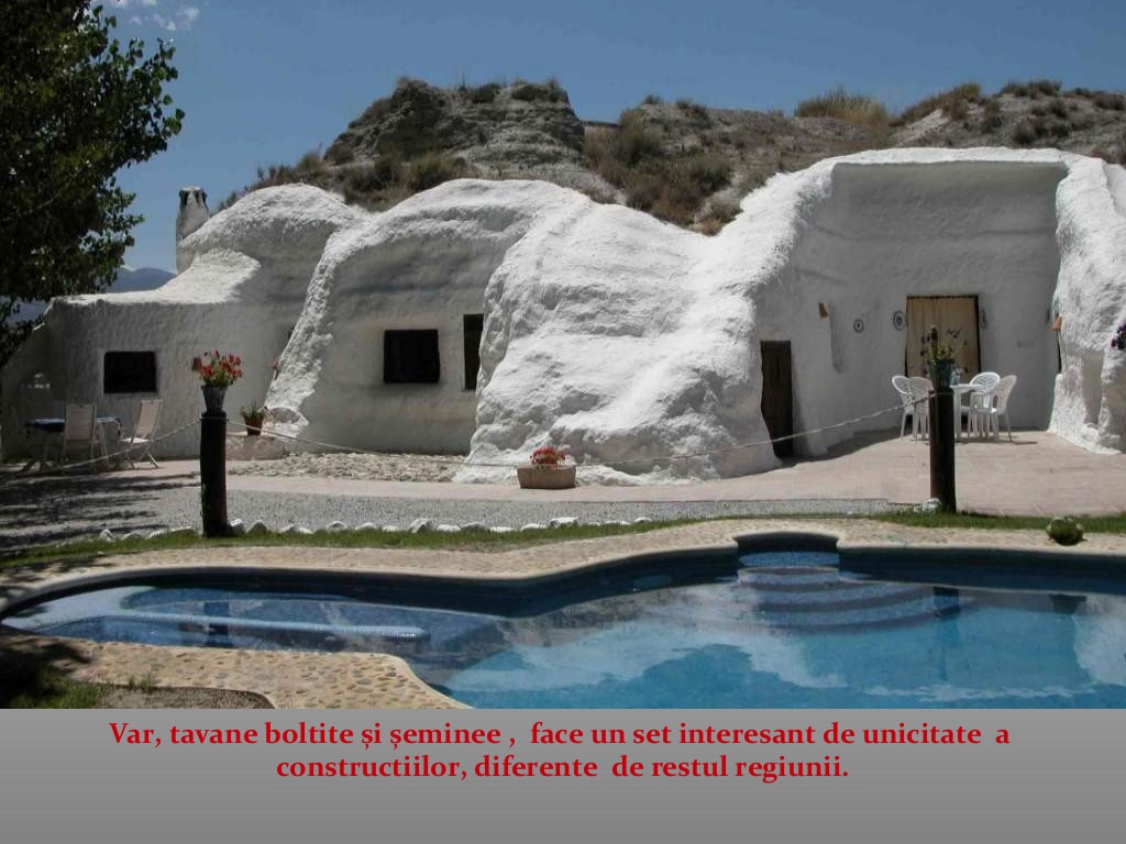 GEOGRAFILIA: Habitatul troglodit - case tradiționale în peșteri