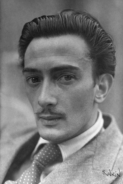 ESTO PASO: 1989: MURIÓ Salvador Dalí, pintor español (n. 1904).