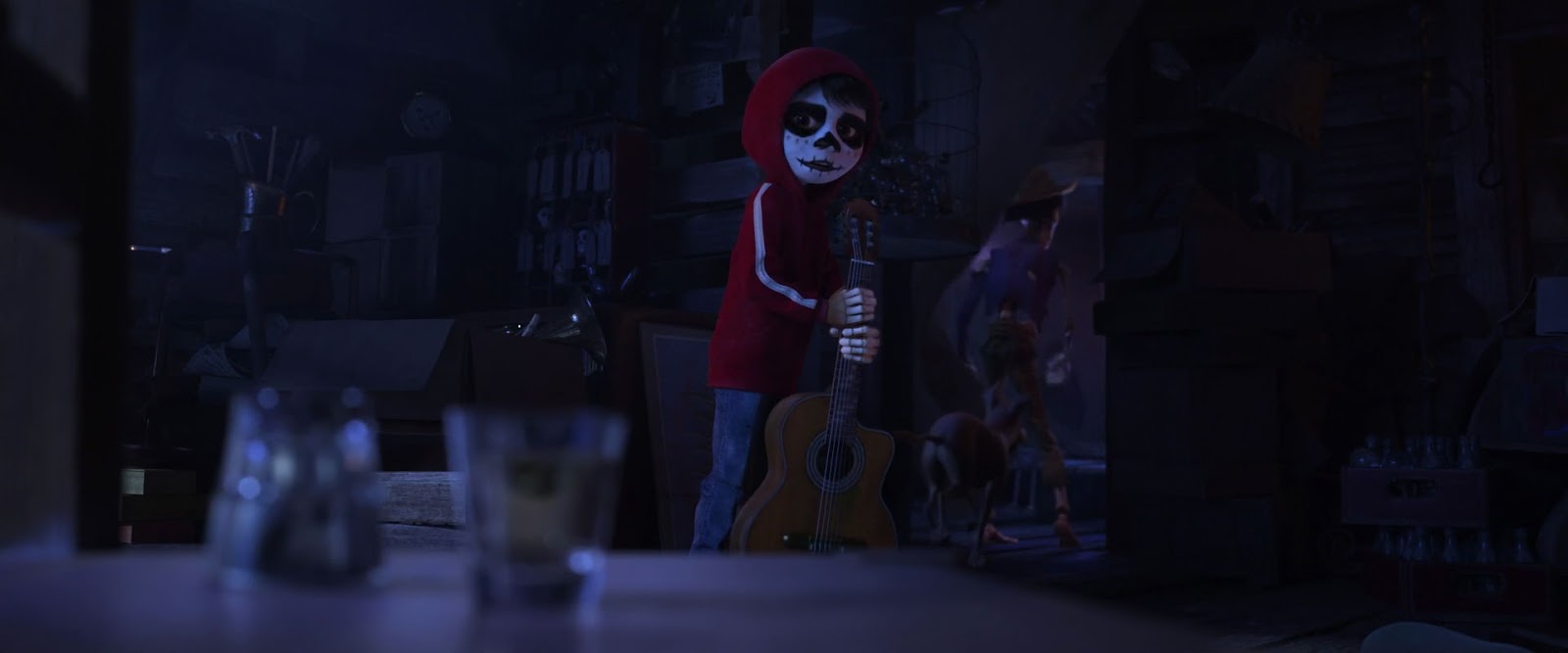 Ronnie del Carmen boards from Coco