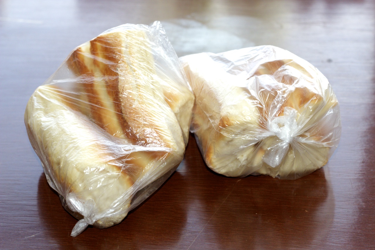 Through Glass and Prose: Pan de Siabata (Ciabatta Bread)