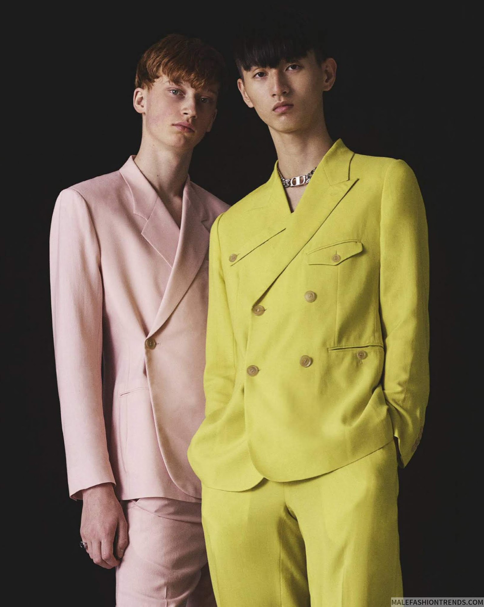 Jake Terrey retrata la modernidad del nuevo traje para GQ Australia