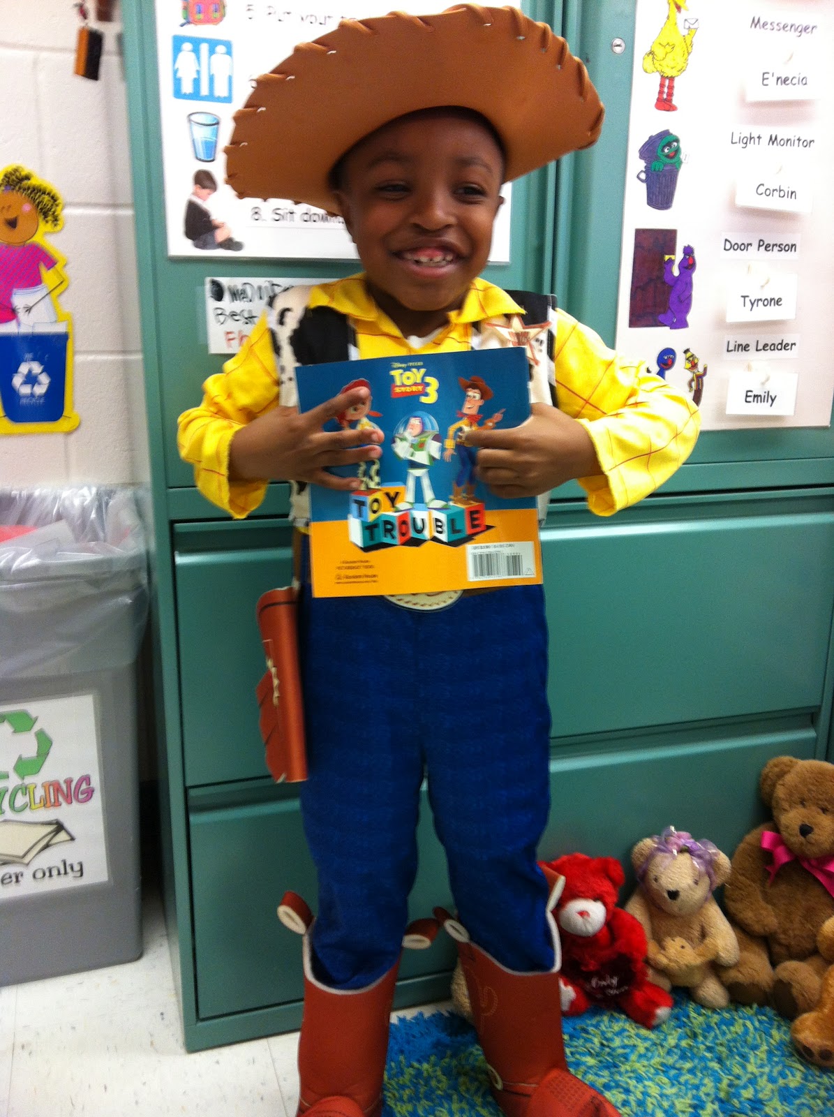 Mrs. Doiron's Kindergarten Class: Literacy Week 2012: Book Character ...