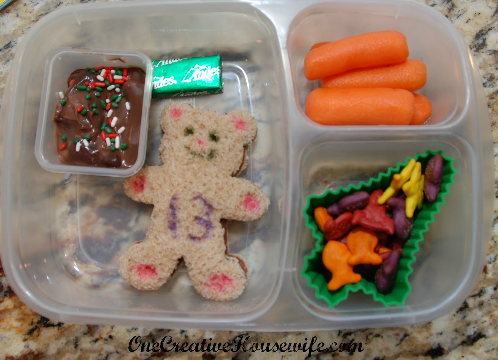 One Creative Housewife: Lunches Week 16 - Advent Style 2