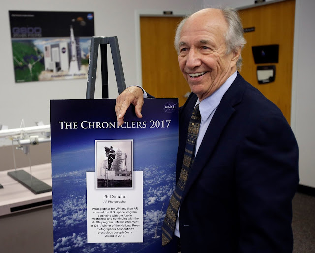 AL DIAZ PHOTO: Photojournalist Phil Sandlin added to Kennedy Space ...