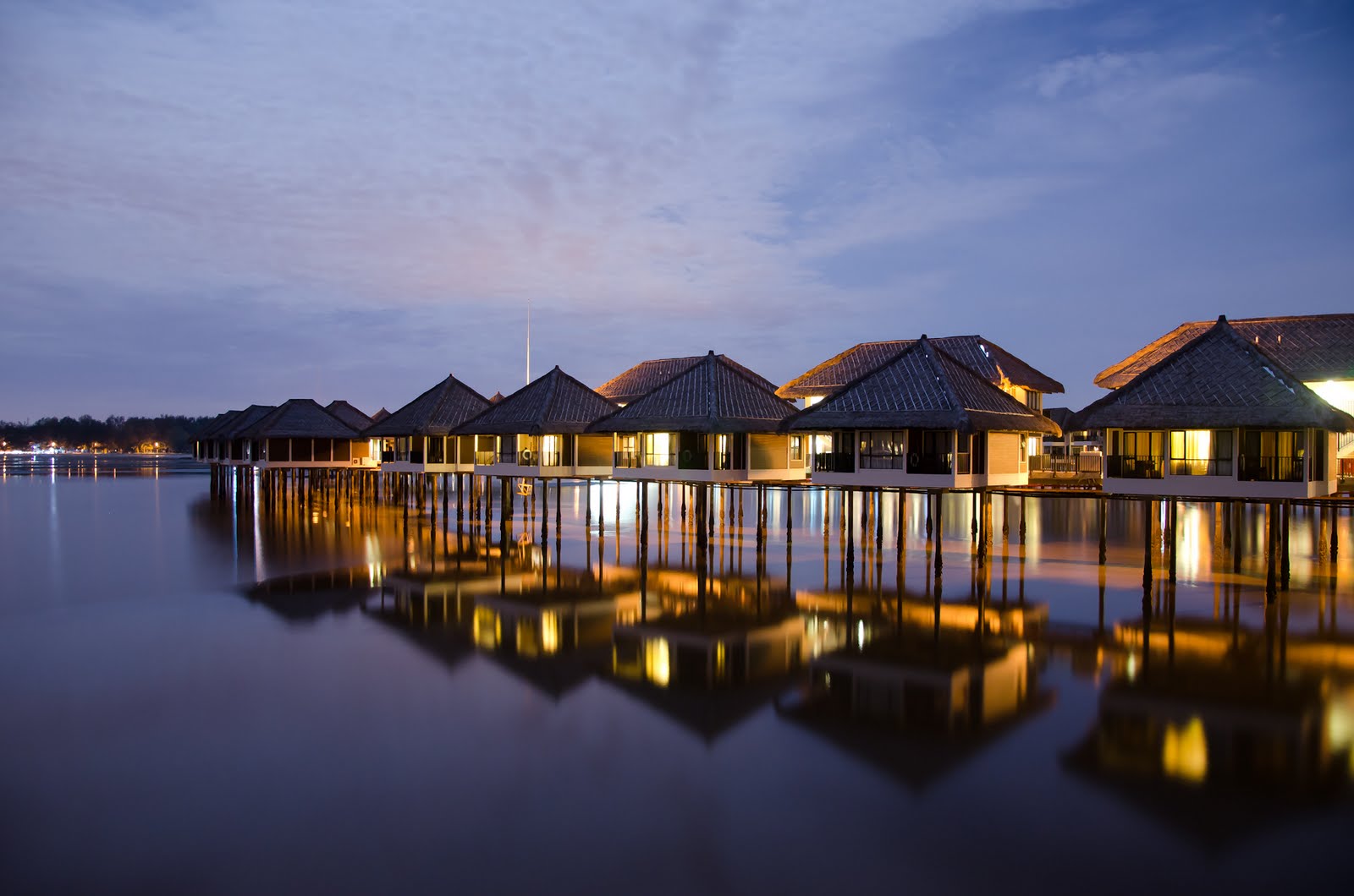 -*Point*-*Snap*-*Post*-: Sepang Gold Coast