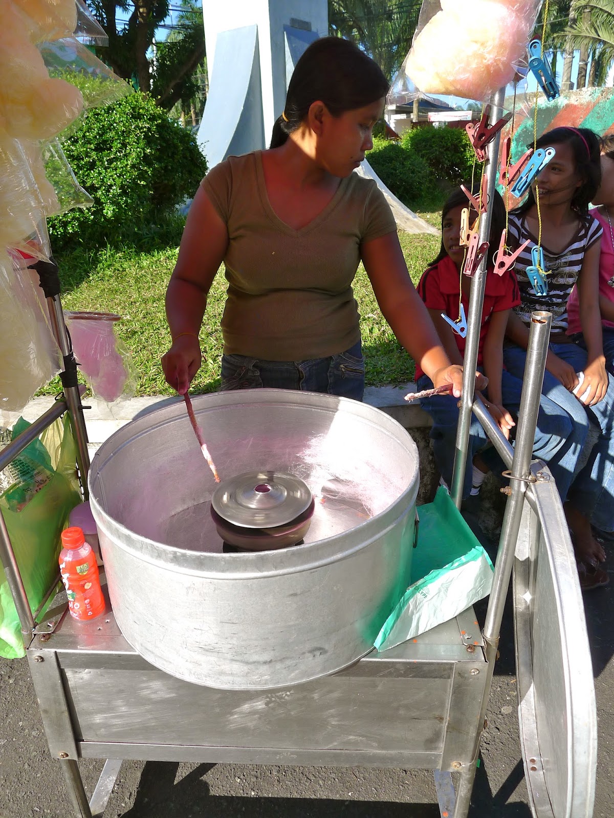 adventures in sustainability: Traditional Cotton Candy Making, Legazpi ...