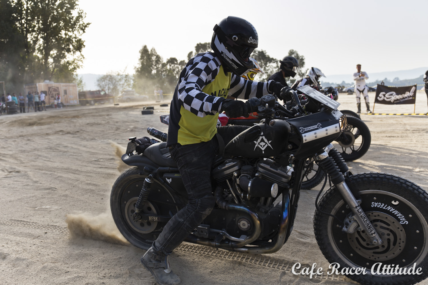 Cafe Racer Attitude: Dirt Track del Rosario (Fotos)