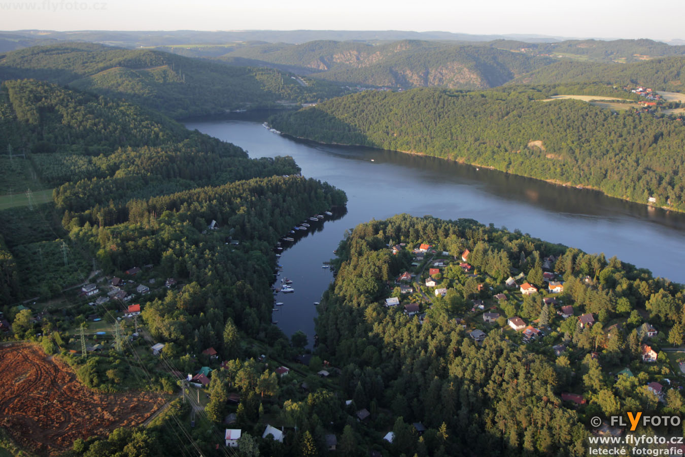 FLyFOTO letecká fotografie a video: Slapy