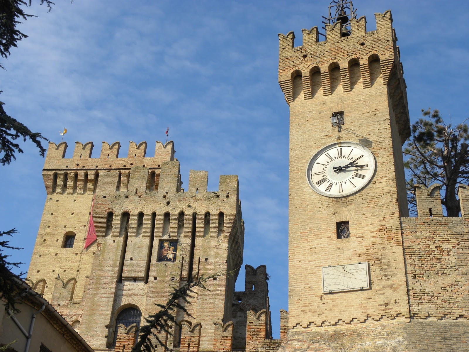 Offagna ( AN ) nella Terra dei Castelli - THE MARCHE EXPERIENCE