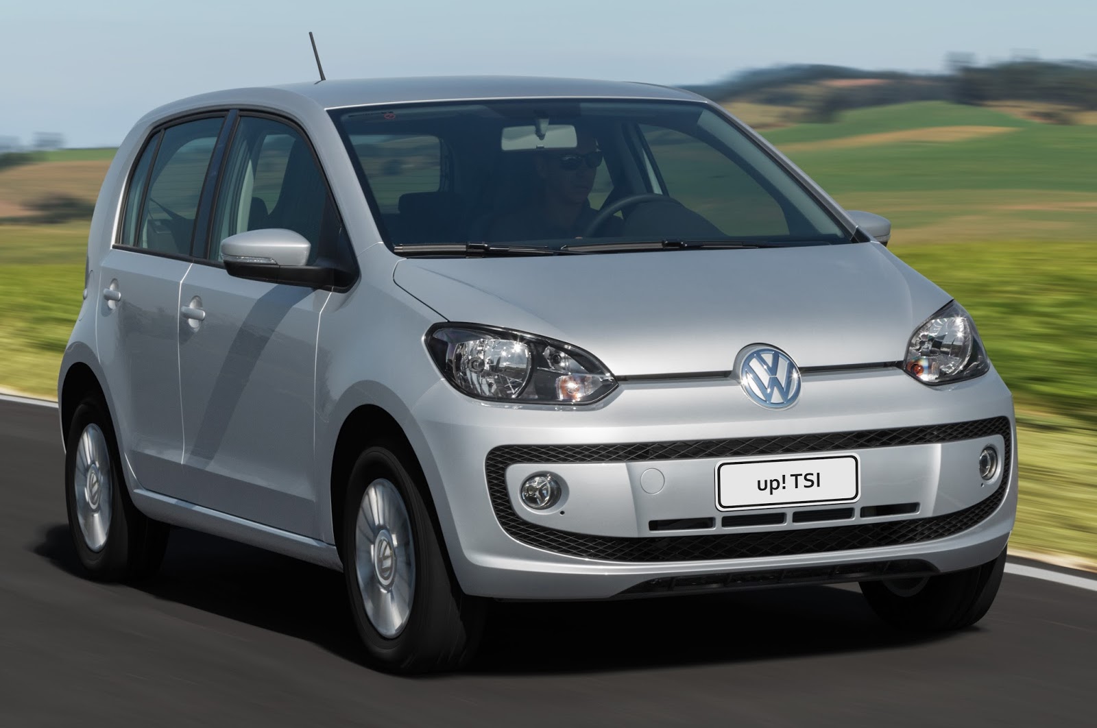 Volkswagen up! TSI chega partindo de R$ 43 490