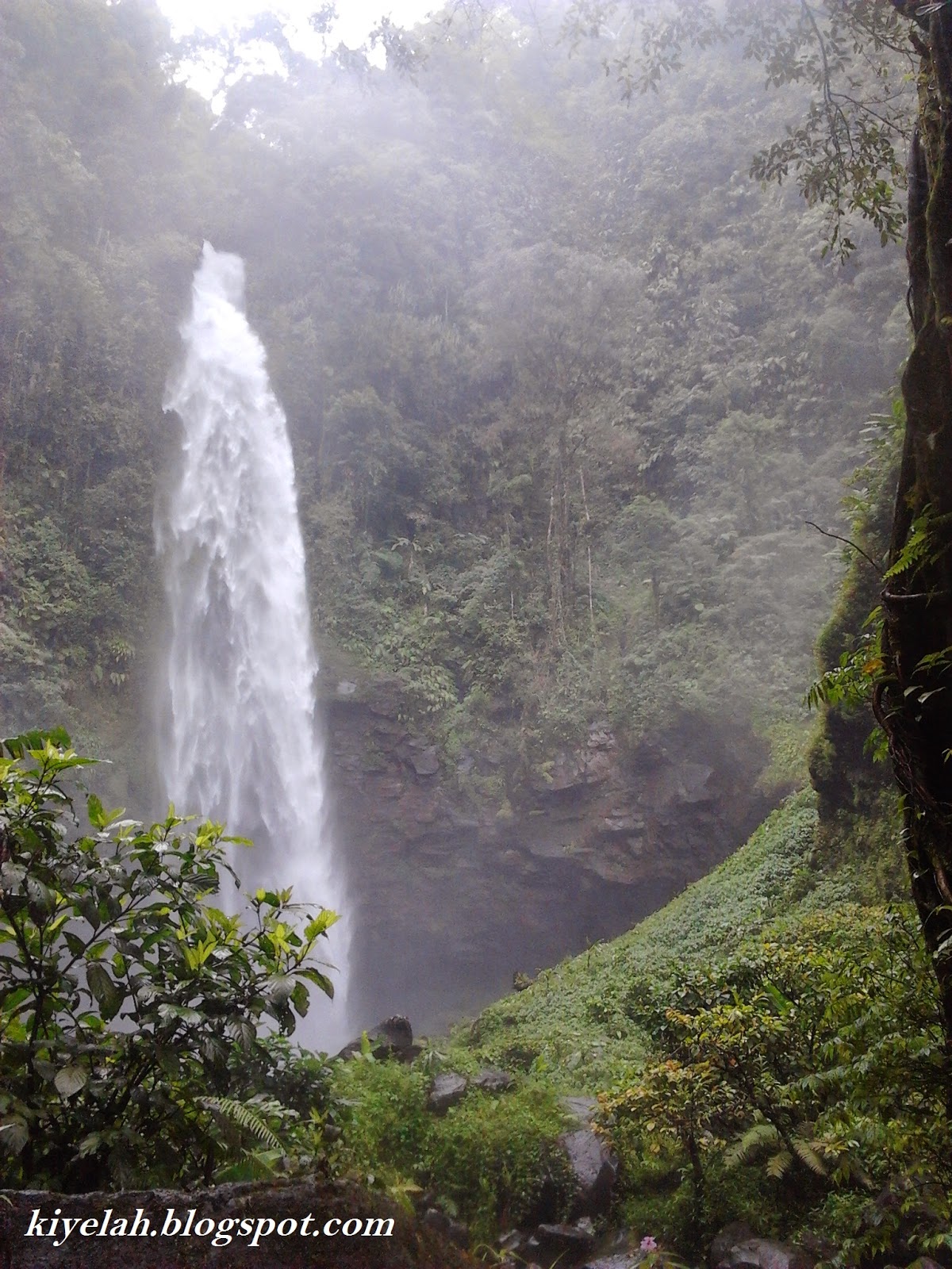 Kaya kie lah: Pesona Curug Cipendok