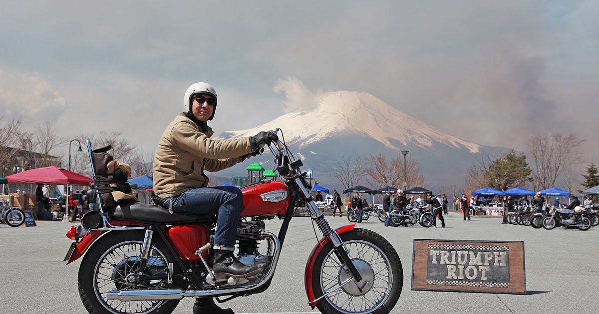 TRIUMPH RIOT: TRIUMPHER #22