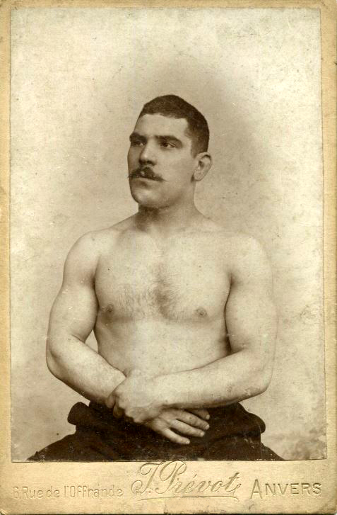 Hot Vintage Men: 2016