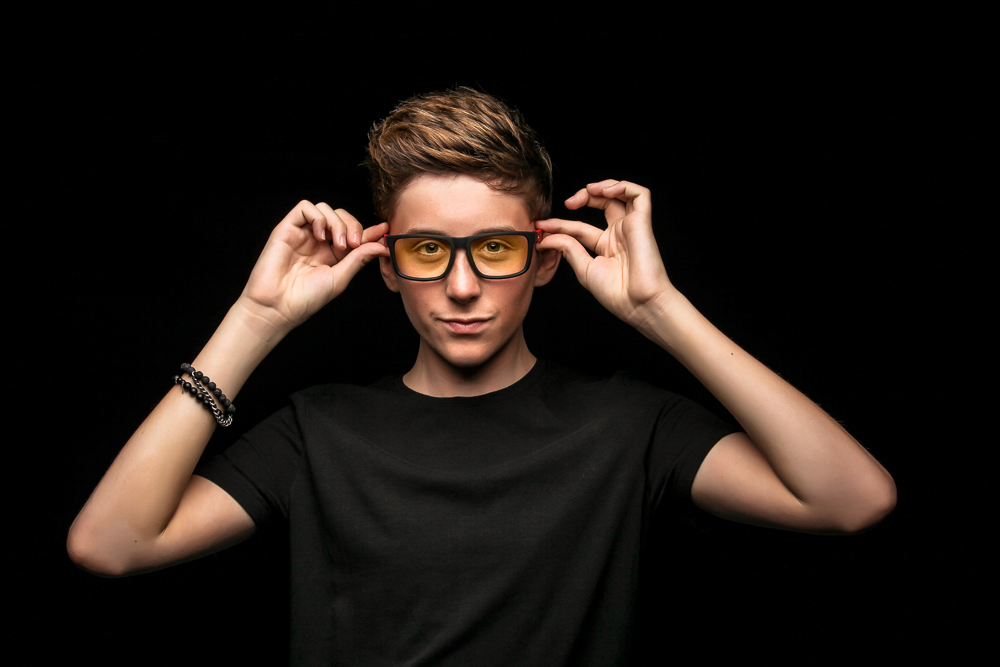 Featured Artist - Trevor Moran | Hooked On The Music