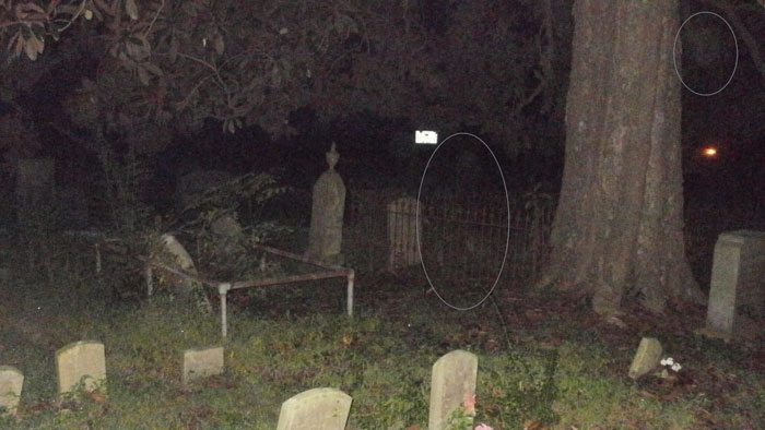 5 REAL Cemetery Ghost Stories