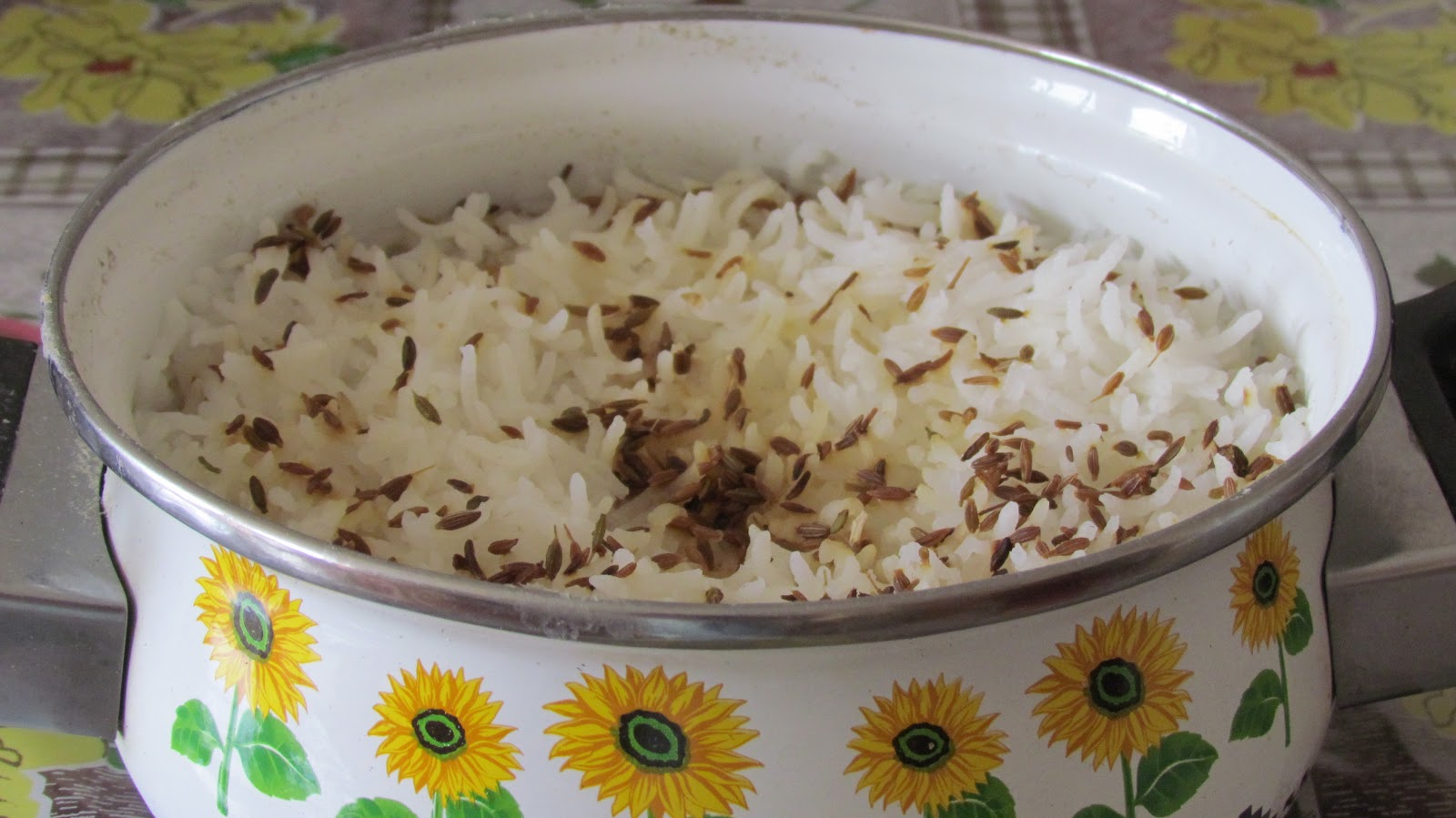 With Love from Mom's Kitchen: Shahi-Pulav (Rice cooked with Dry Fruits)