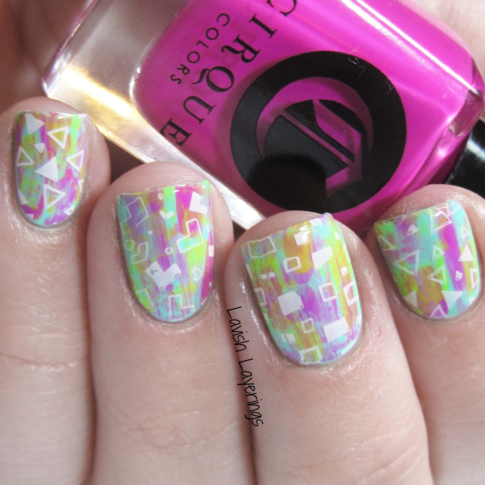 Lavish Layerings: 31DC2016 - Geometric - Distressed Shapes