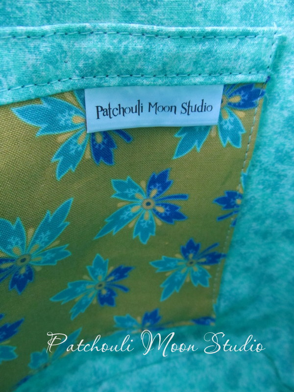 Patchouli Moon Studio: Fiona's Freeway an Easy Street Bag Pattern