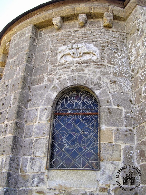 LA FRANCE MEDIEVALE: SAINT-GILDAS-DE-RHUYS (56) - Abbatiale Saint-Gildas (Extérieur)