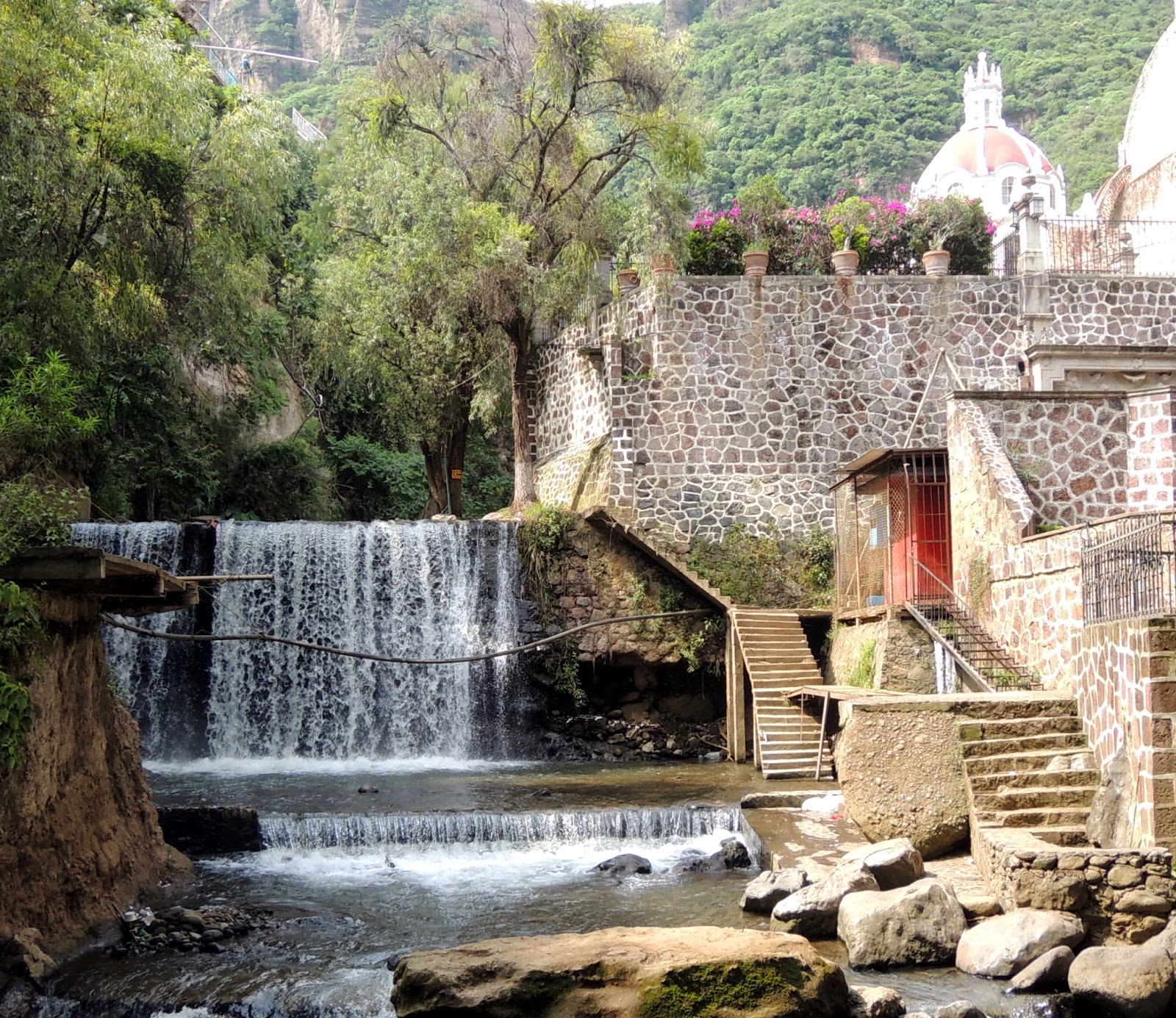 Tenancingo Degollado, Mexico Travel Blog: Chalma