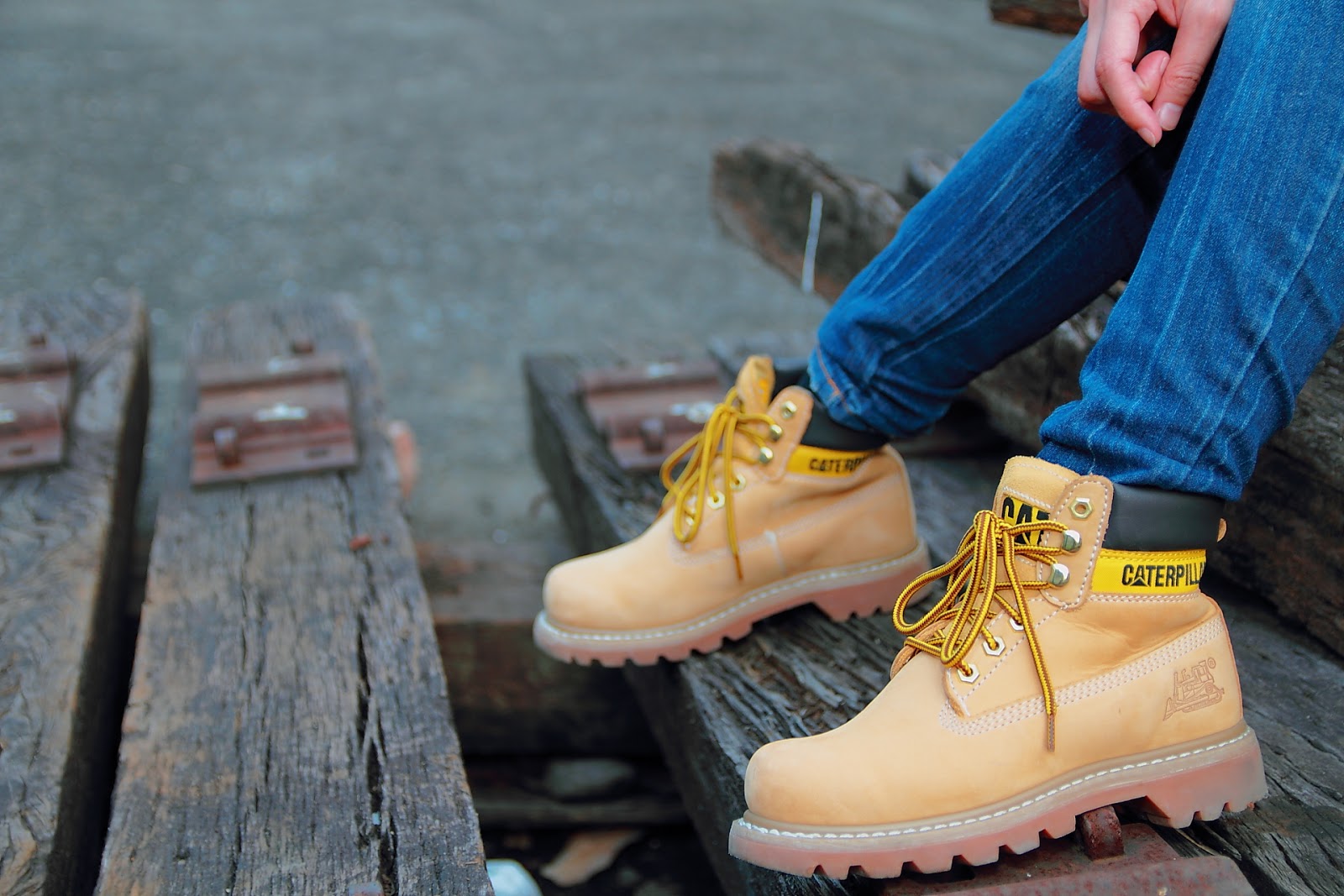 免費軟體資訊: 「敗家日記」CATERPILLAR (CAT) 取代 Timberland 經典黃靴
