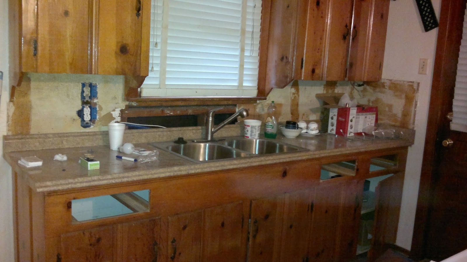 REPAIRS FOR YOUR HOME: KITCHEN REPAIR