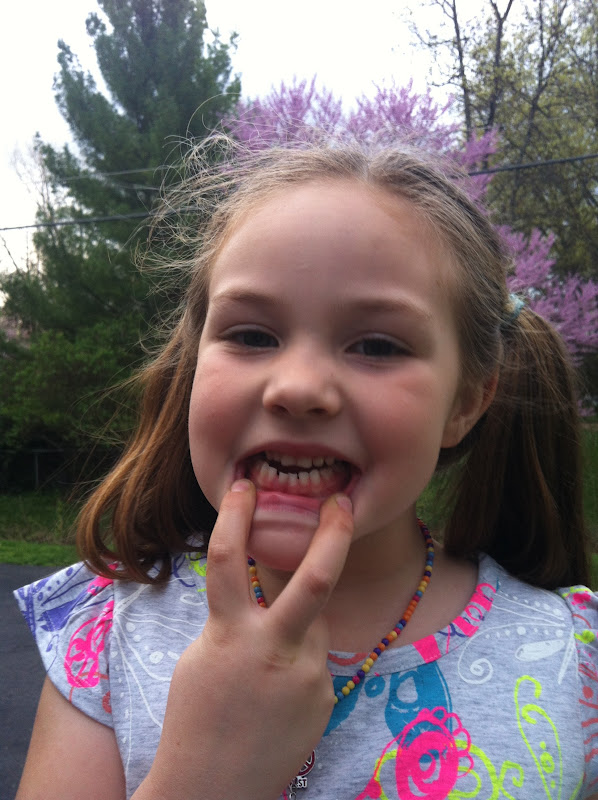 House of Swick: Emma's 1st Loose Tooth