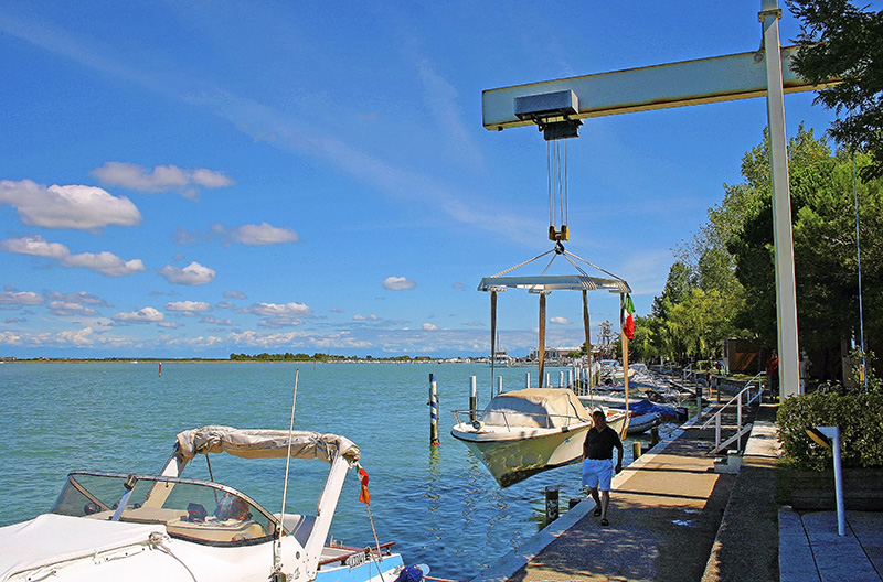 Bibione Villaggio Capalonga, la spiaggia, la laguna, il porto ...