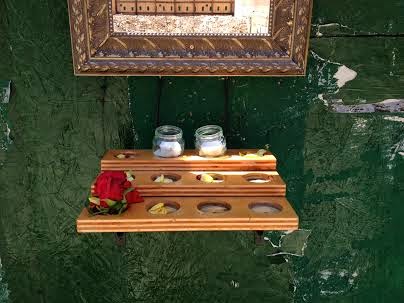 EV Grieve: [Updated] Easter at the makeshift altar on East 12th Street