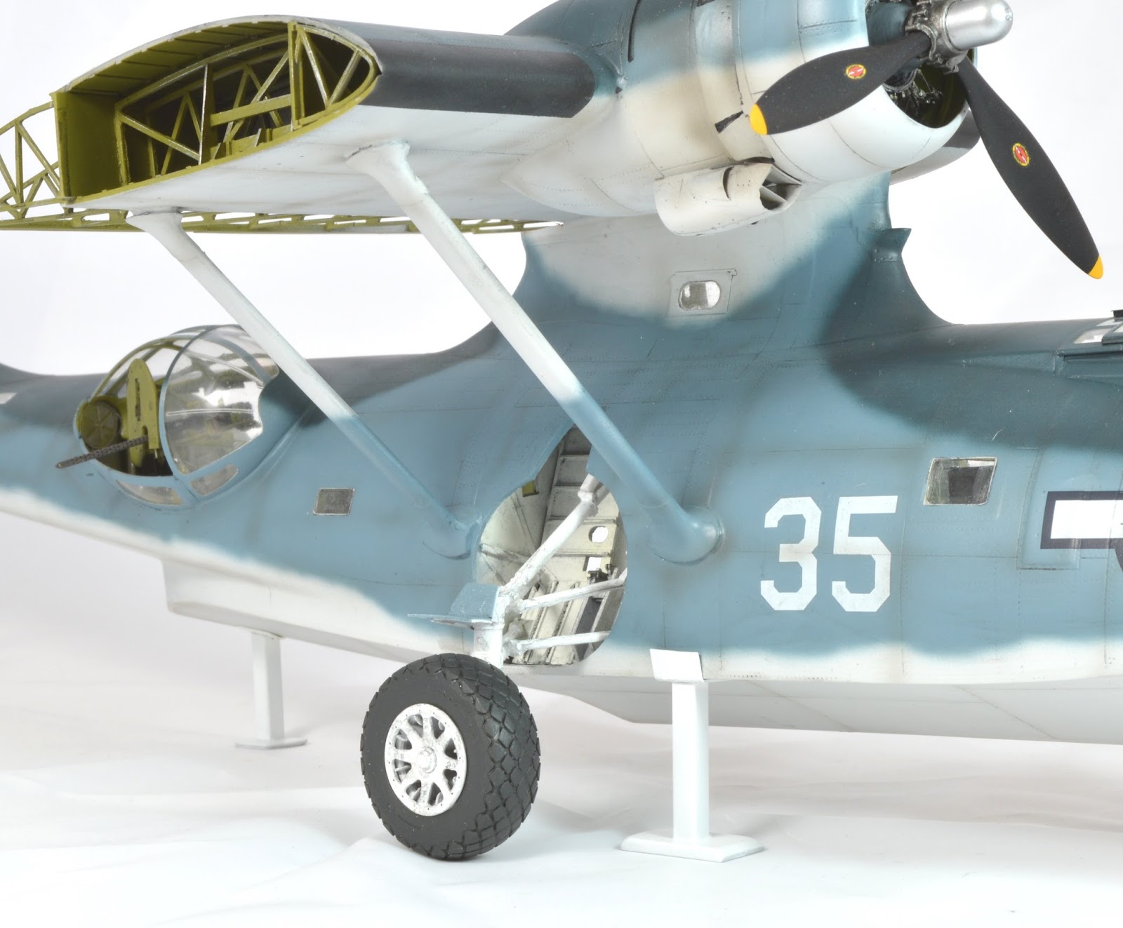 BoweModels: HPH Models 1/32 PBY-5A Catalina (Cutaway)