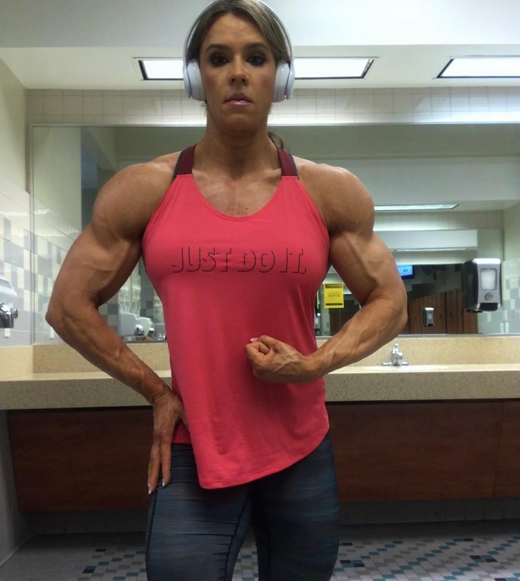 Our new WPD Pro! Kathy Garza - Completely in love with her arms ...