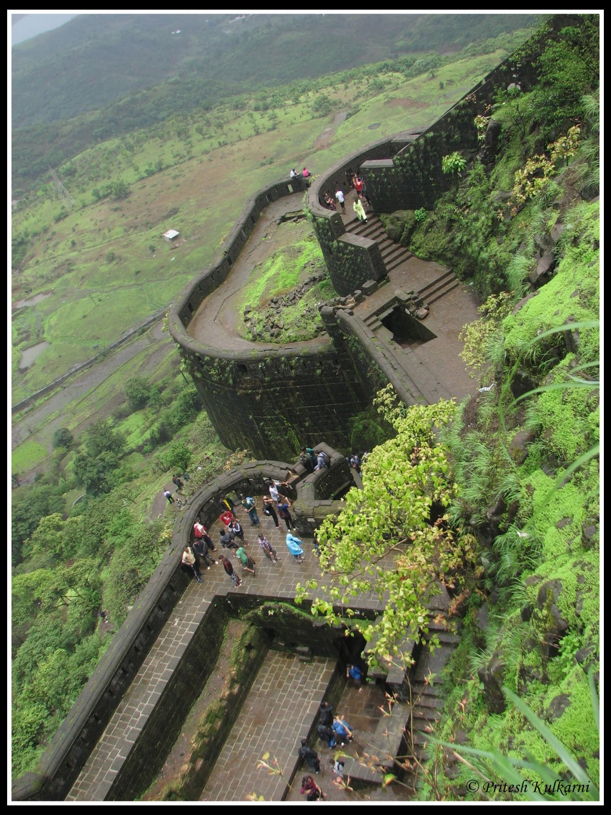 Travel blogs: Monsoon trek to Lohagad fort