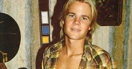 NYSocBoy's Beefcake and Bonding: The Goldenboy in the Attic: Jeb Stuart ...