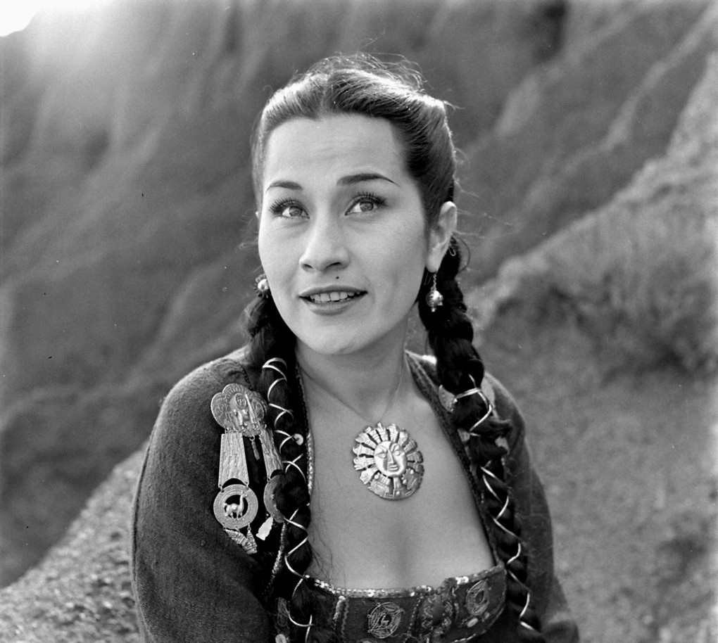 THE GRANDMA'S LOGBOOK ---: YMA SUMAC, THE VOICE OF THE SIX-AND-A-HALF ...