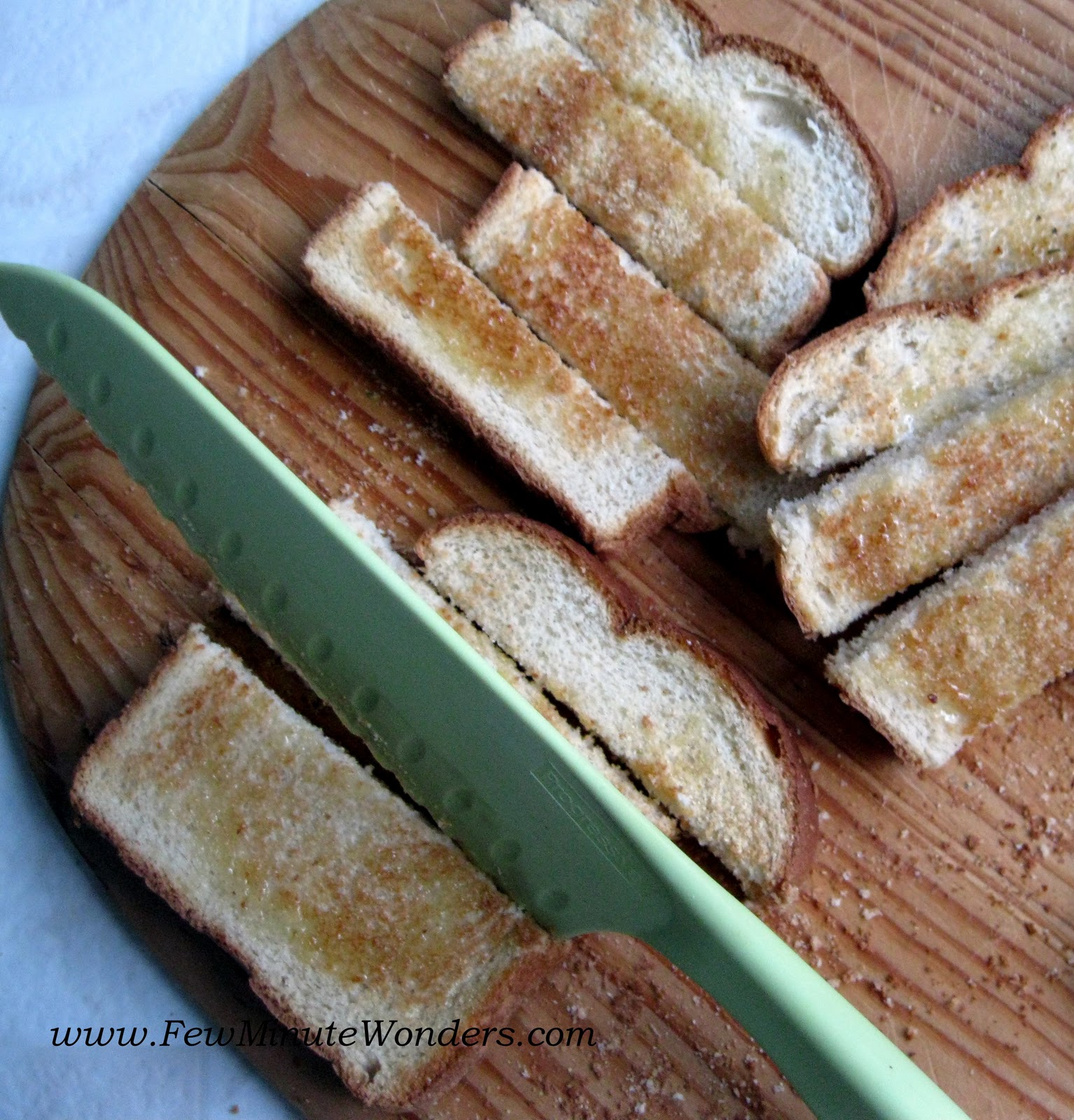 Garlic Bread Sticks In 5 Minutes - Few Minute Wonders