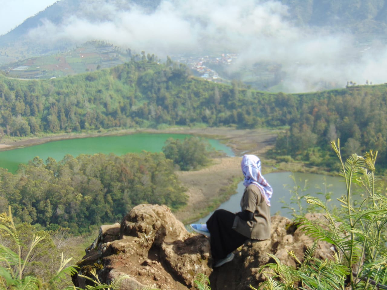 Explore Dieng; View Epik dari Batu Pandang Ratapan Angin - Dunia ...