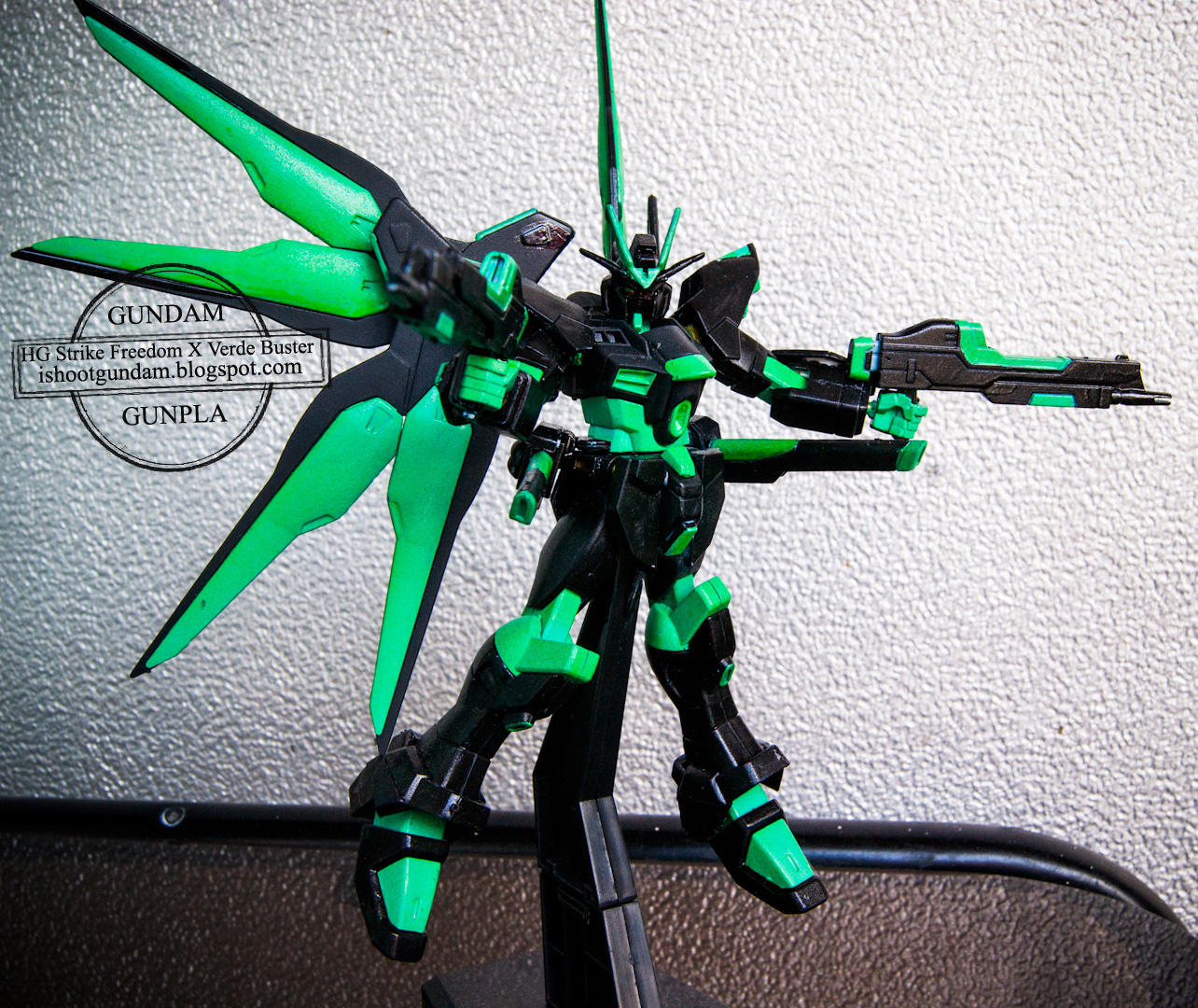 HG Strike Freedom X HG Verde Buster ~ Plamo Hub