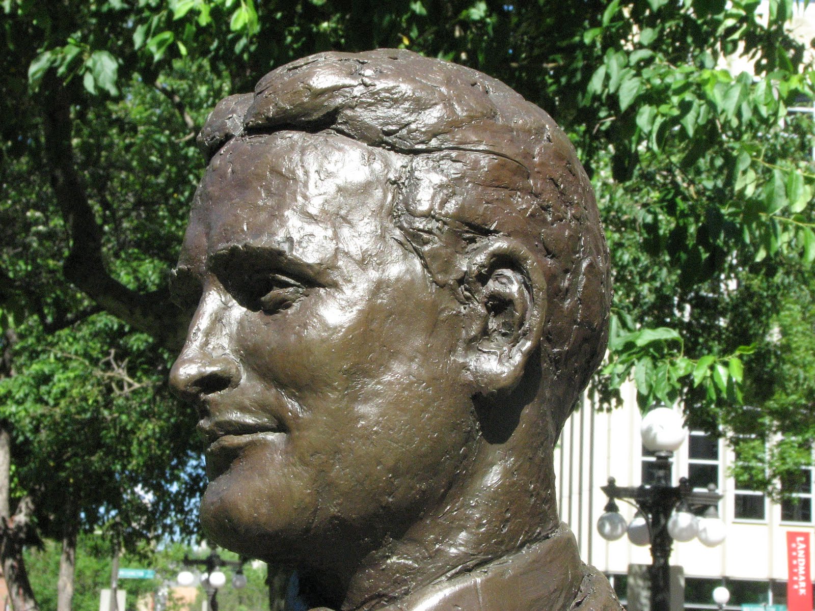 VISUAL SAINT PAUL: F. Scott Fitzgerald in Rice Park