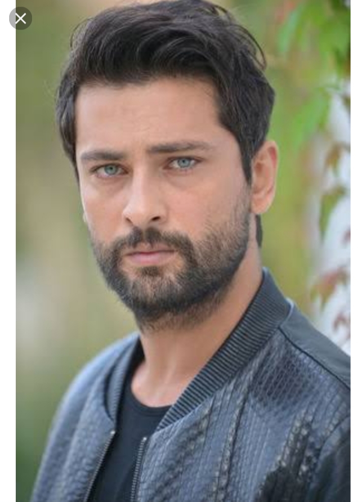 Los Ojos del Espectador: Onur Tuna actor Turco