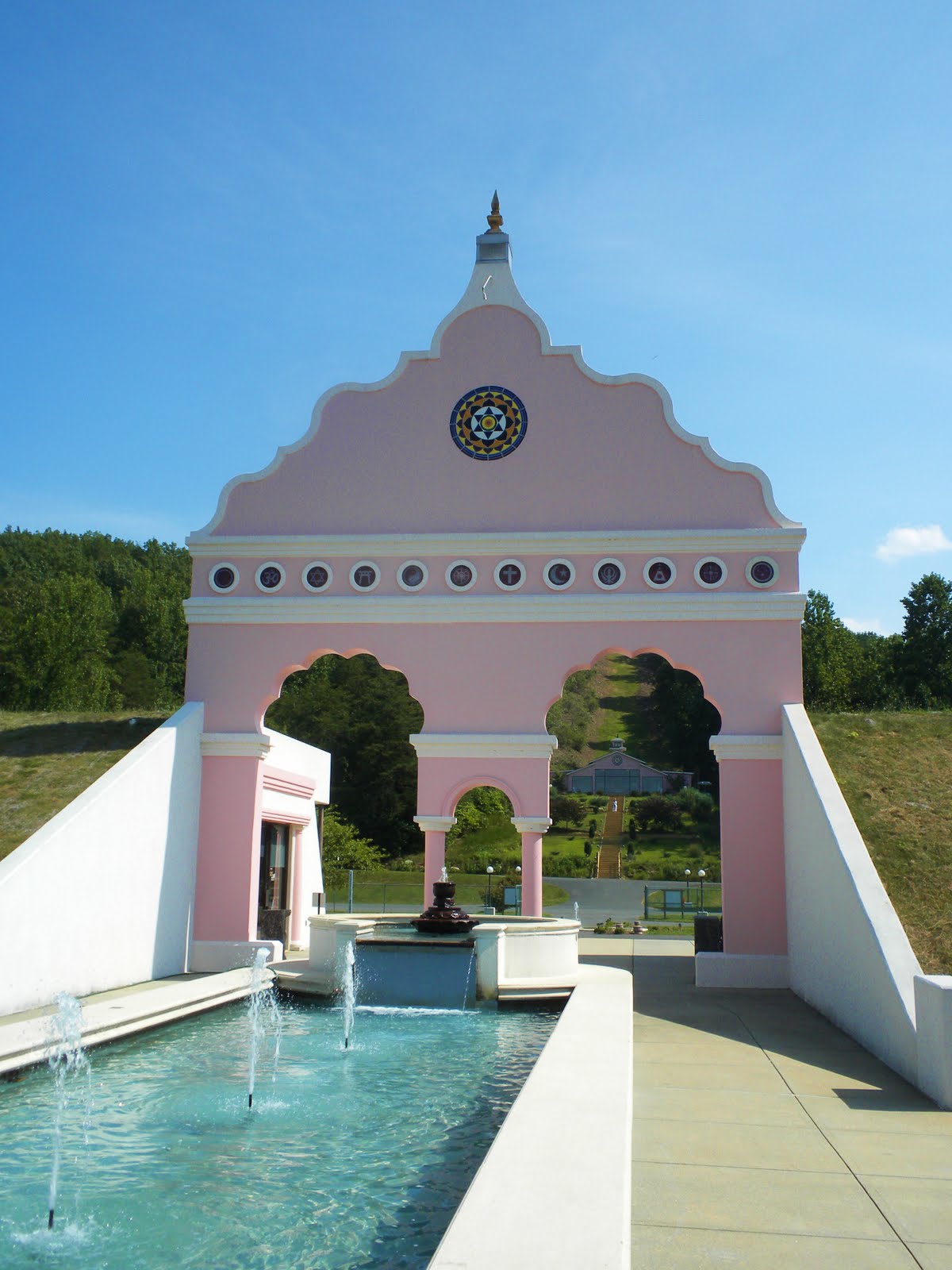 Labyrinth Gal: Yogaville