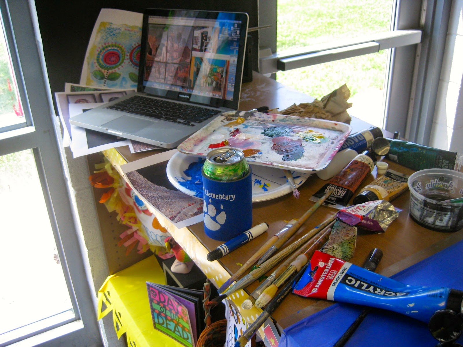 Cassie Stephens: In the Art Room: A Virtual Tour of the Art Room