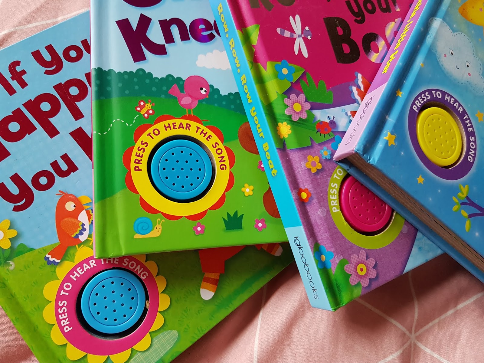 BUILDING A BOOK COLLECTION WITH ALDI ~ A Mummas Time Out