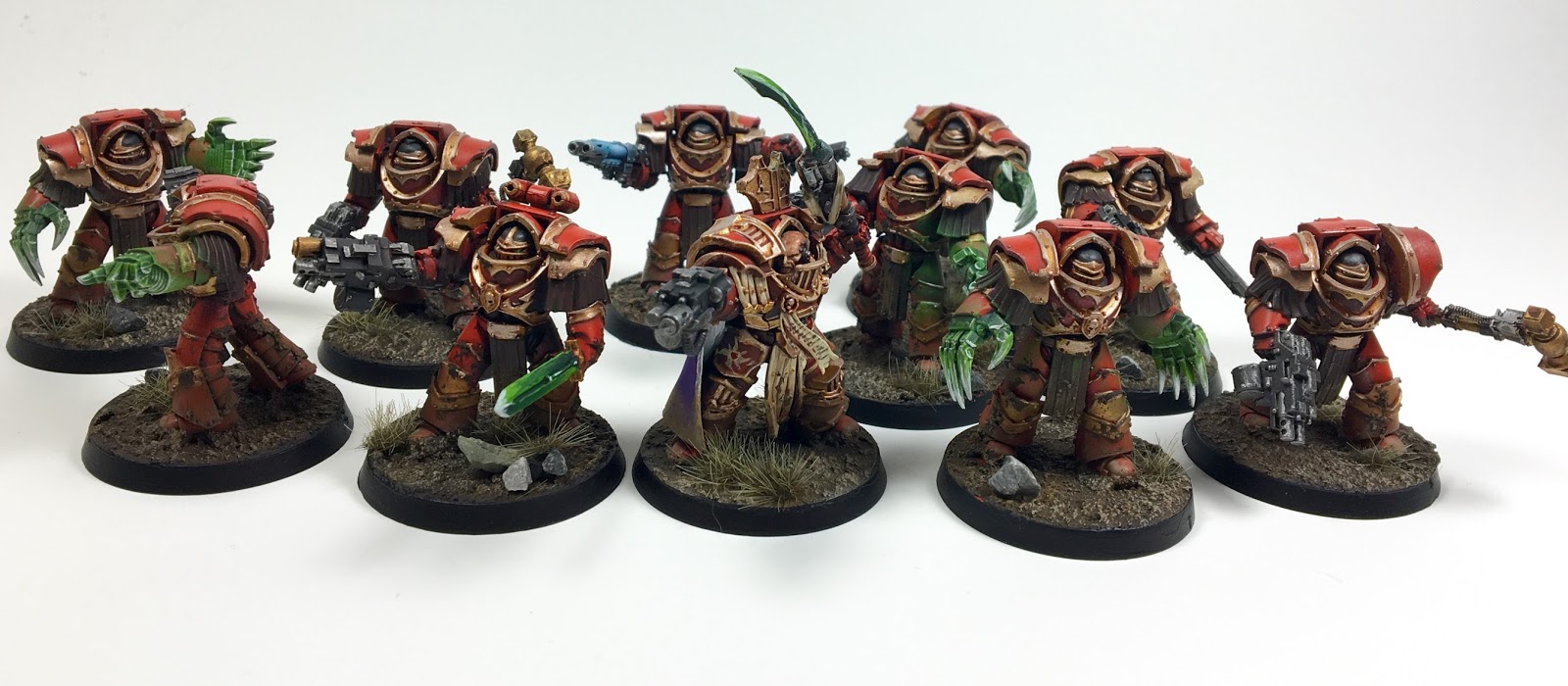 What's On Your Table: 30k Thousand Sons - Faeit 212