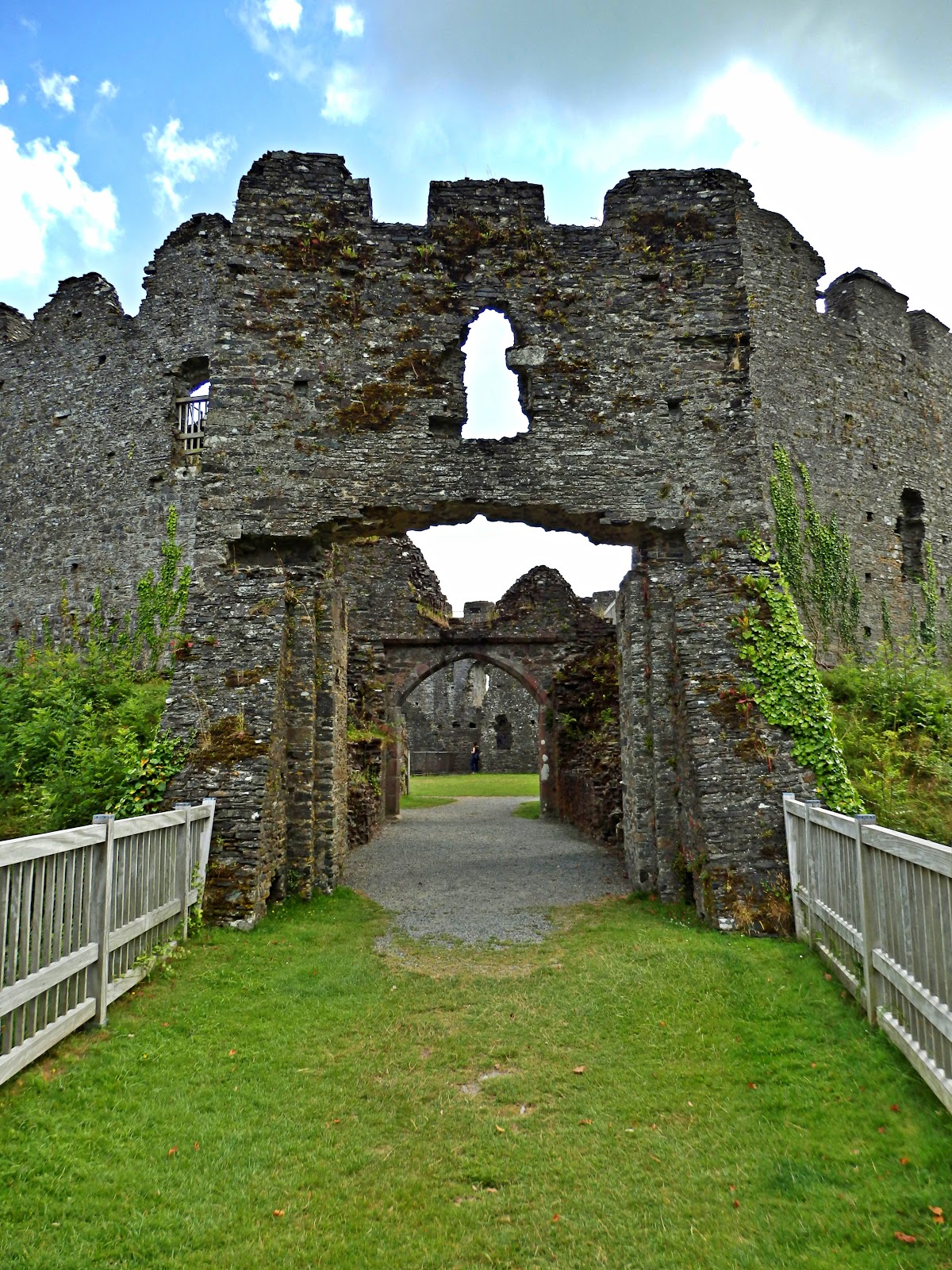 Mike's Cornwall: Visiting Restormel Castle and the English Civil War