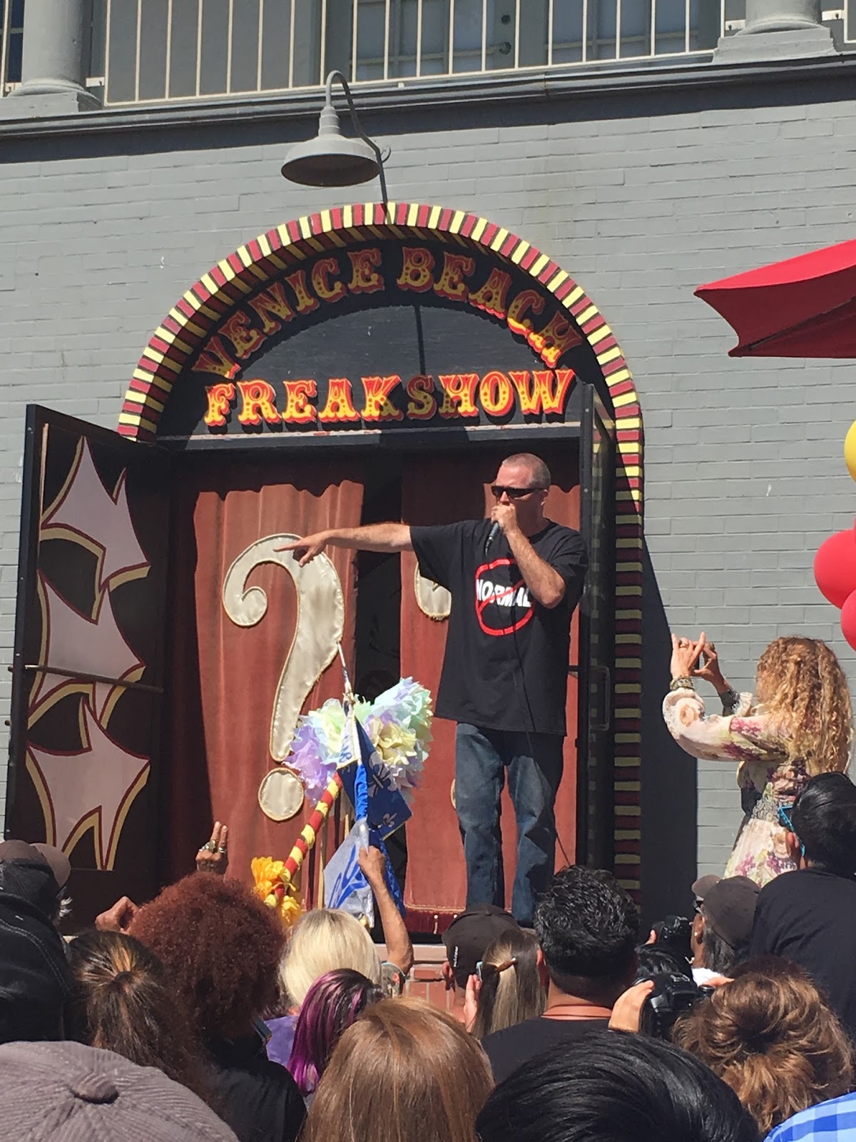 Blogtown: Farewell To The Venice Freak Show ... A Spirit, Not A Building