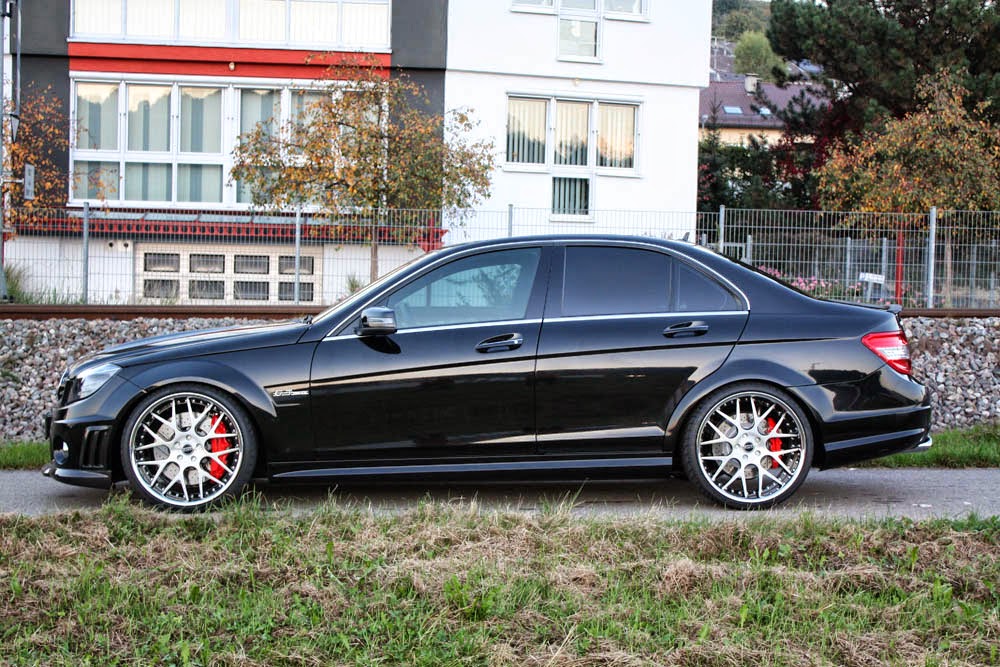 Mercedes-Benz C63 AMG W204 on R20 MOZ Wheels | BENZTUNING